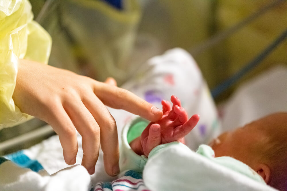 New Approach to Preventing Infection in NICU Infants | Baby Staph ...
